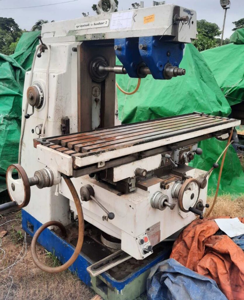 60 Inch Universal Milling Machine – Marine Collection
